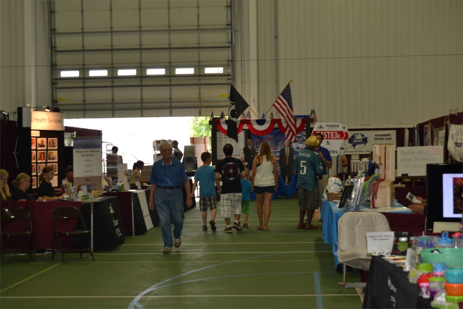 Indoor Commercial Vendors - McLeod County Fair